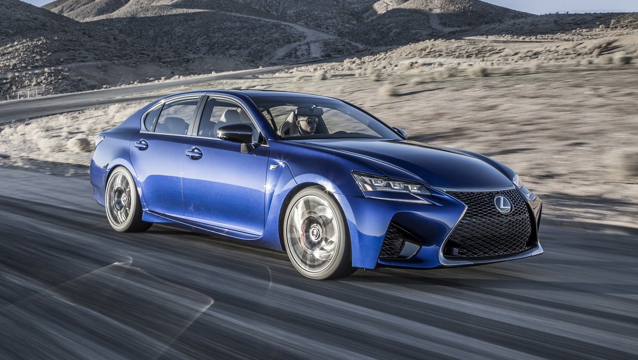 2016 Lexus GS F shows off its 5.0L V8 in new track video