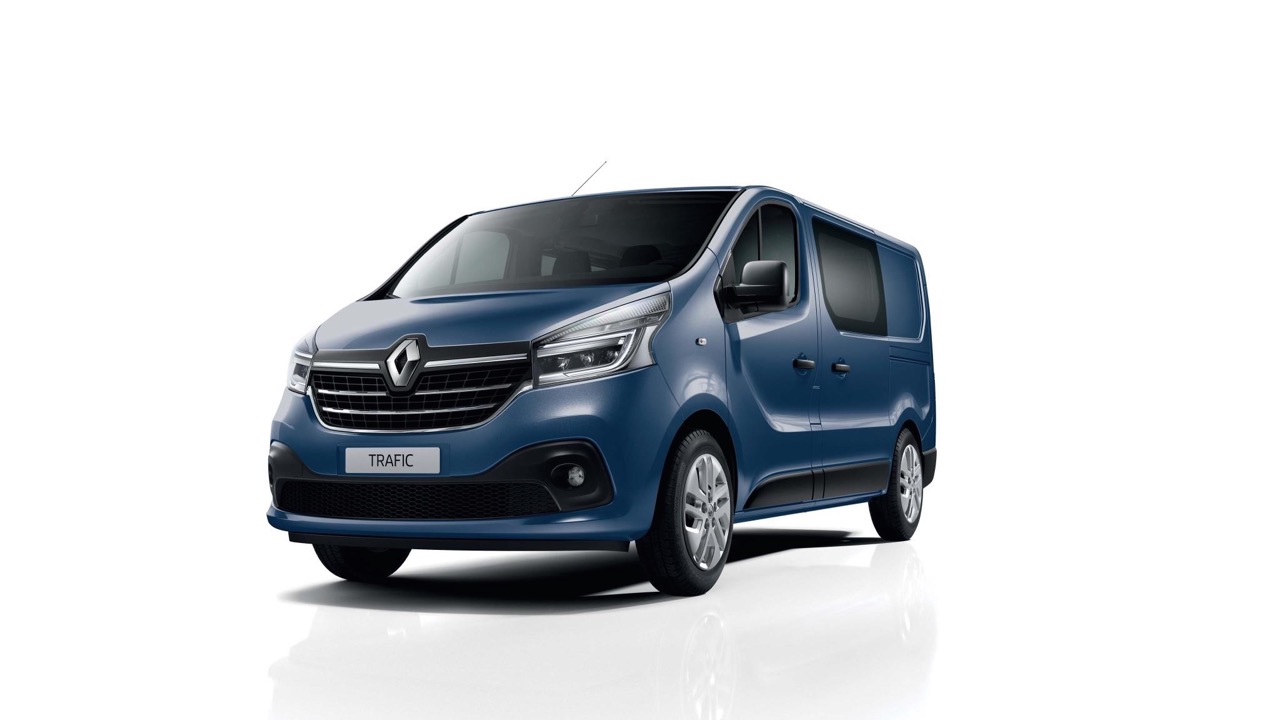 Renault Trafic, van choice of posties, refreshed for 2020 - Chasing Cars