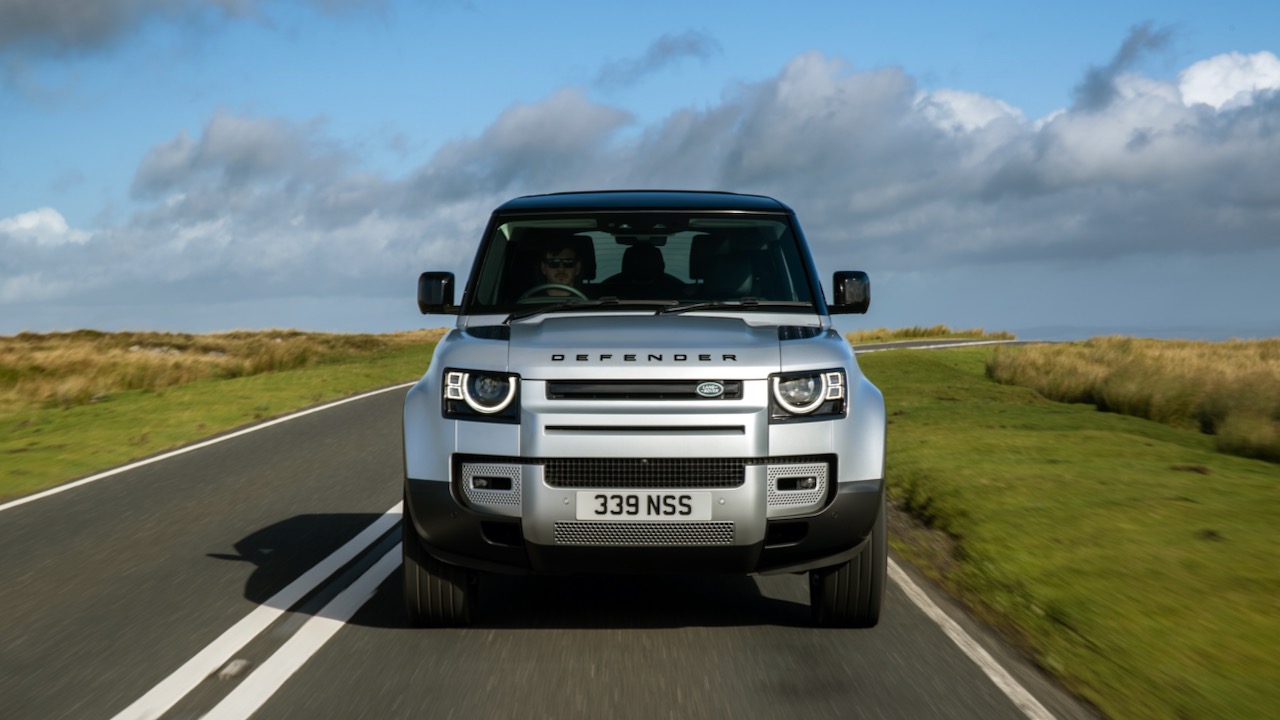 2021 Land Rover Defender bolstered with new diesels, safety tech ...