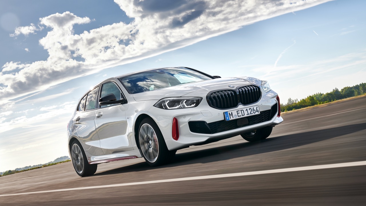 2021 BMW 128ti: Bavarian hot hatch will target Golf GTI - Chasing Cars