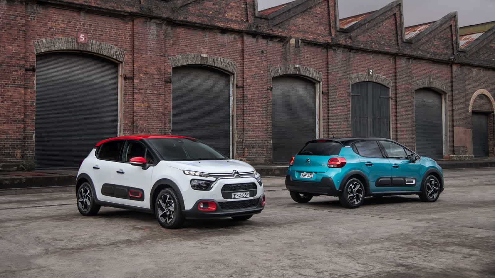 Citroen C3 2021: refreshed light hatch retains air bumps and adds ...