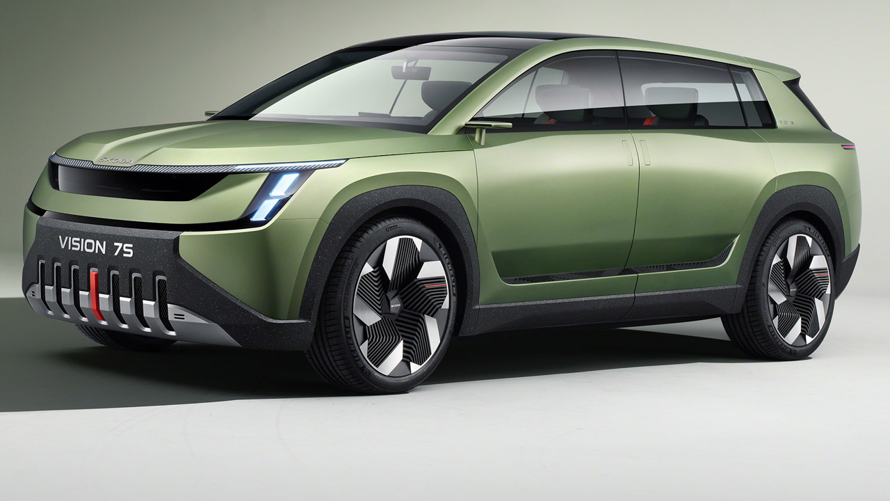 Skoda Vision 7S SUV reveals new design language, logo and electric ...