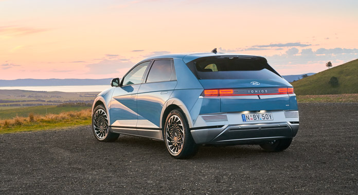 Hyundai Ioniq 5 Reviews News Chasing Cars