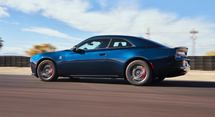 Dodge Charger Reviews & News - Chasing Cars