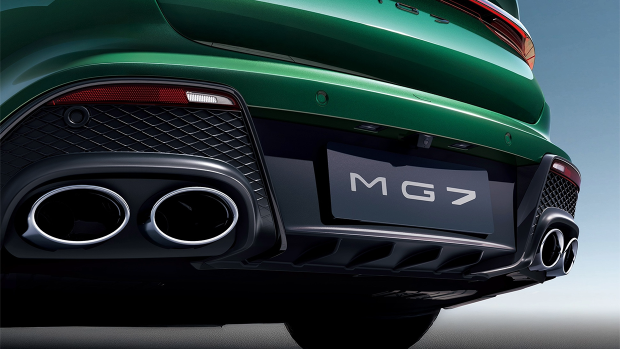 MG debuts turbo front-drive MG7 sedan set to bump shoulders with Toyota ...